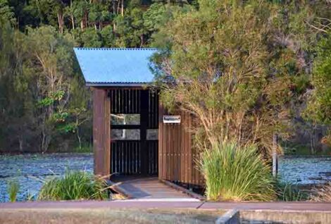 Wetland Bird Hide - Landmark Products