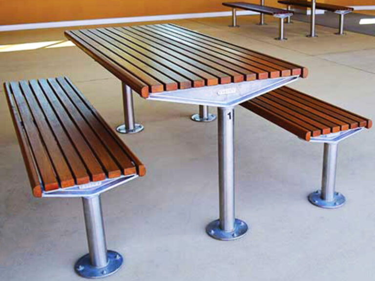 Promenade Picnic Setting - Landmark Products